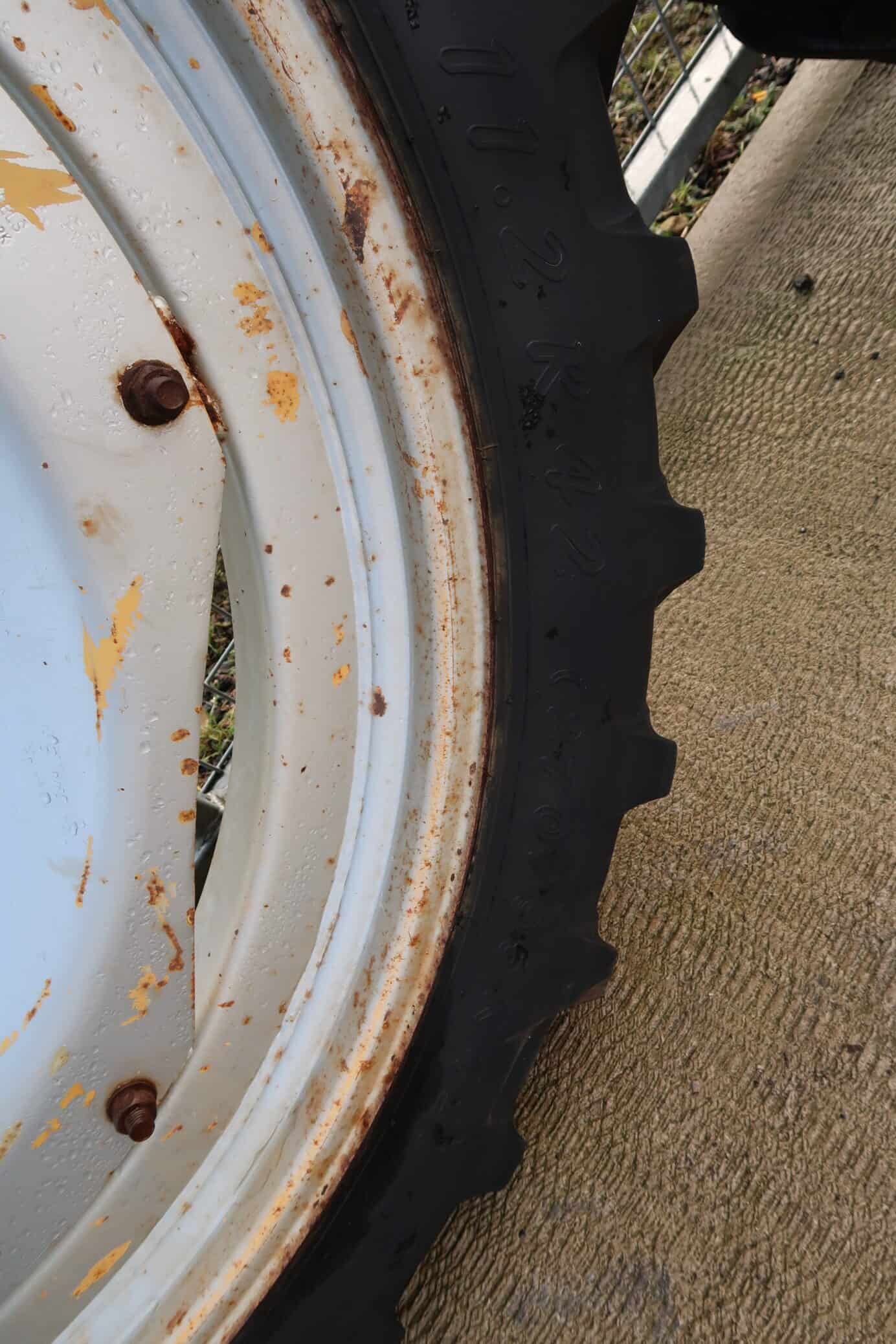 JCB ROW CROP WHEELS - Walling UK